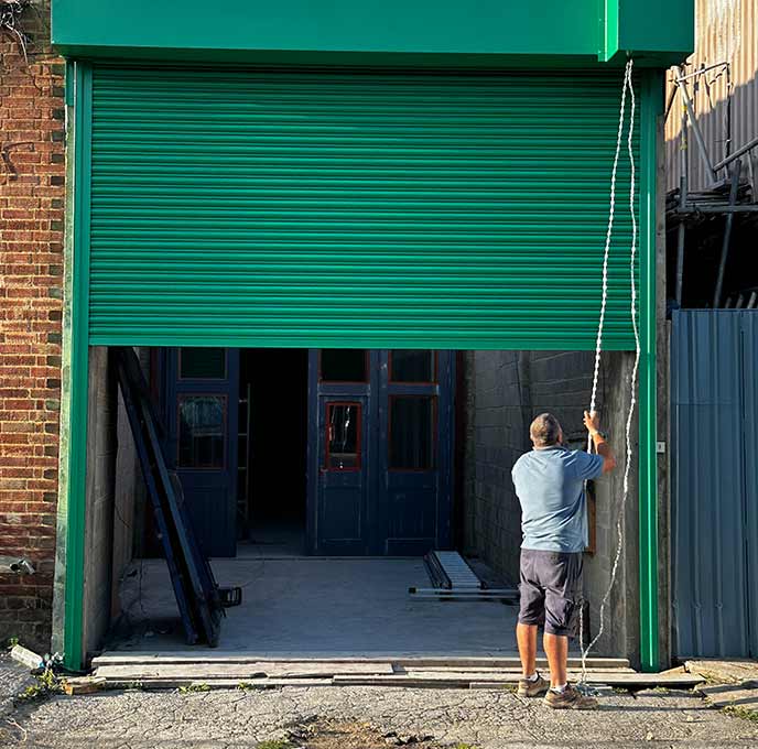 Emergency Shutter Repair – Shutters Repair London